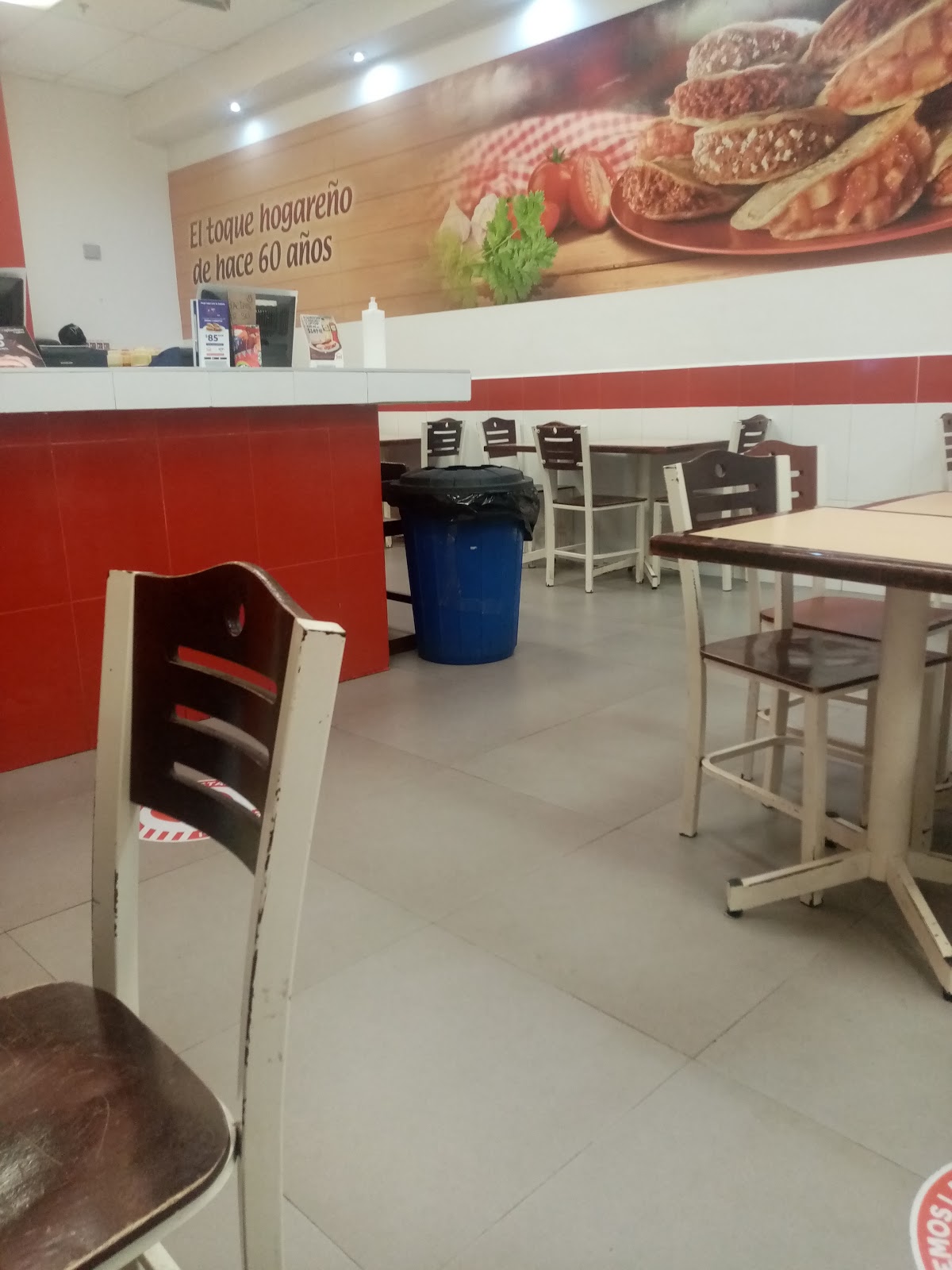 Plaza Sendero la Fe en Apodaca, Nuevo León
