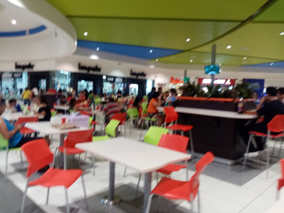 Plaza Sendero la Fe en Apodaca, Nuevo León